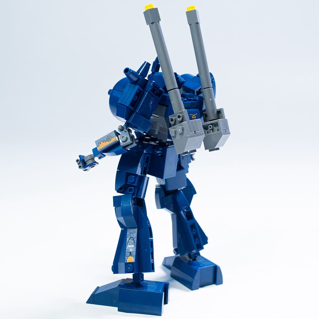 Robot mecha Thunderbolt juggernaut: l'inarrestabile forza del tuono